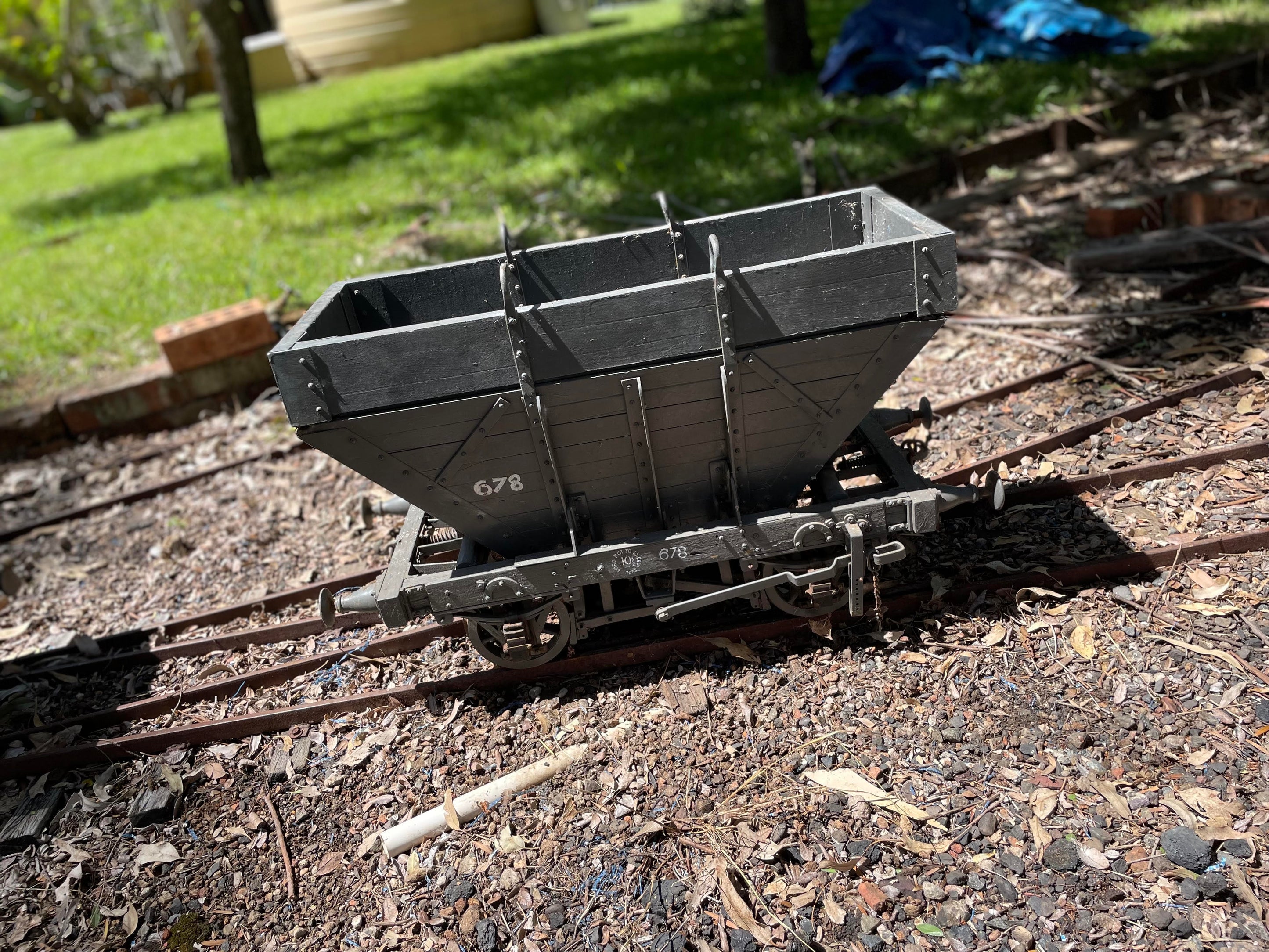 7.25'' Scale Coal Hoppers and CHG Brake Van - Windsor NSW - S1268 ...